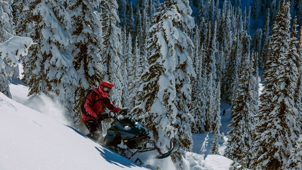 2025 Ski-Doo Deep-Snow Snowmobile Lineup