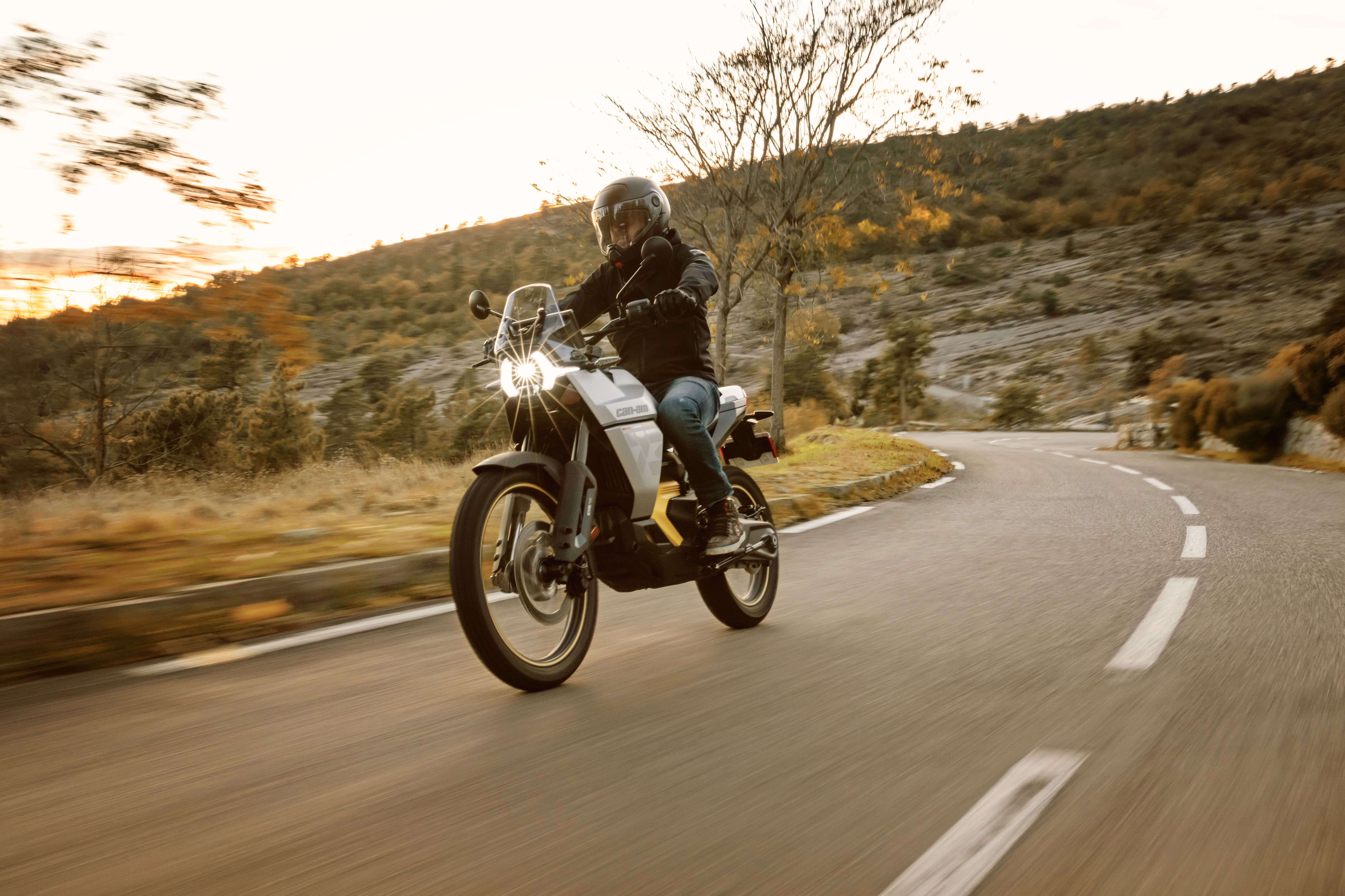 Motocykle elektryczne – jak działają i czy warto je kupić? | BRP World