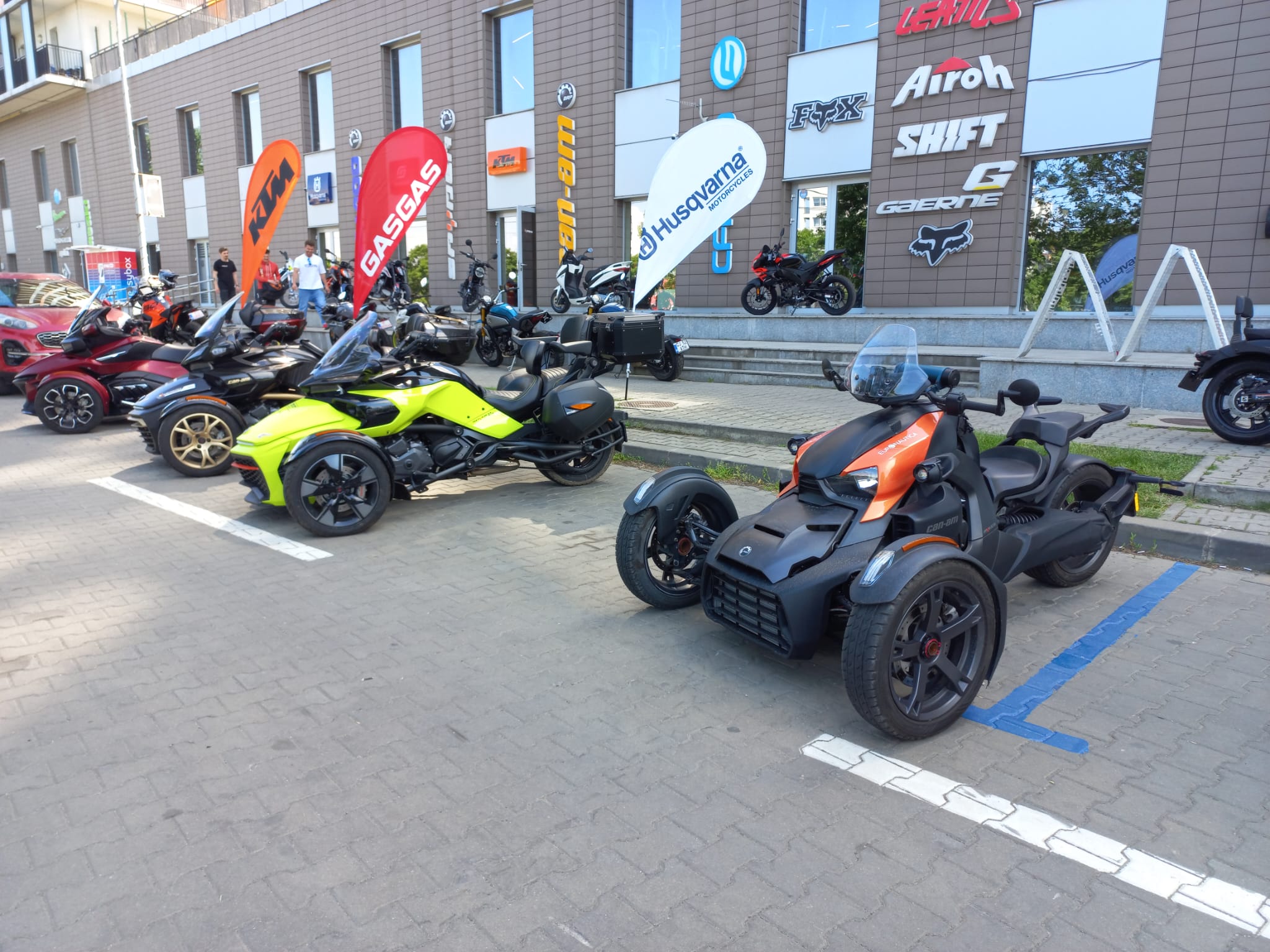 International Female Ride Day